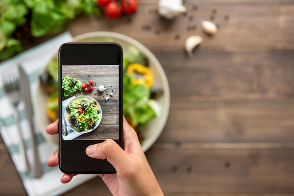 SnaT Meal Tracking App SnaT Meal Tracking App